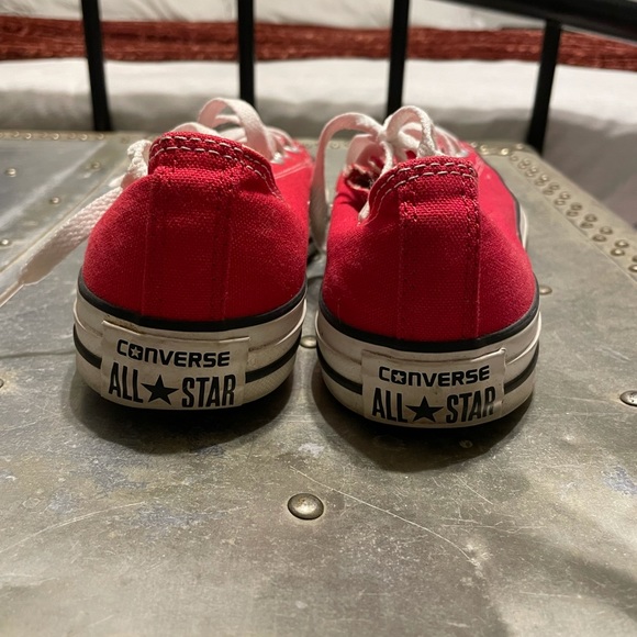 Converse | Shoes | Converse Chuck Taylor All Star Classic Unisex Low ...